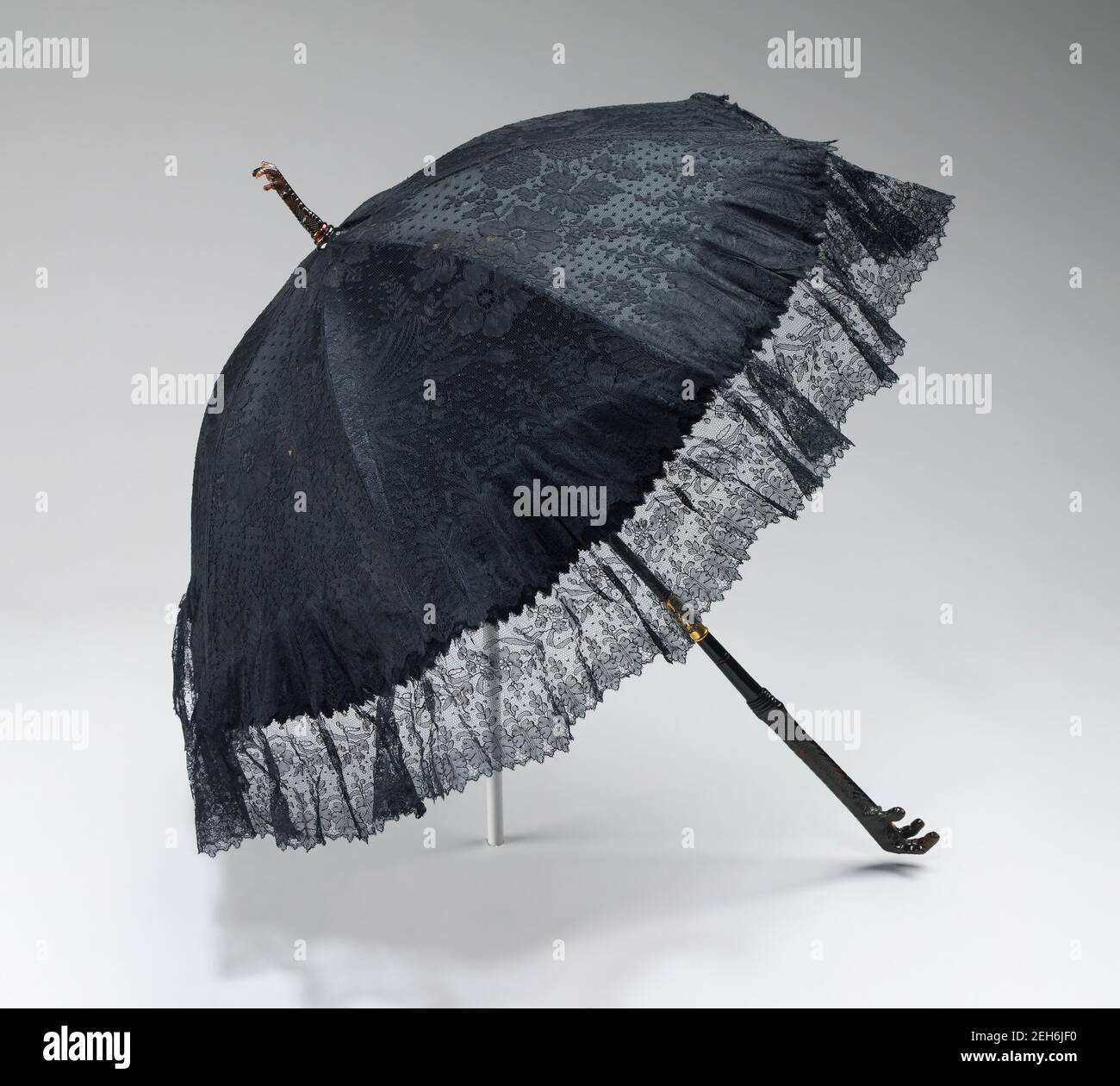 Tortoiseshell material hi-res stock photography and images - Alamy