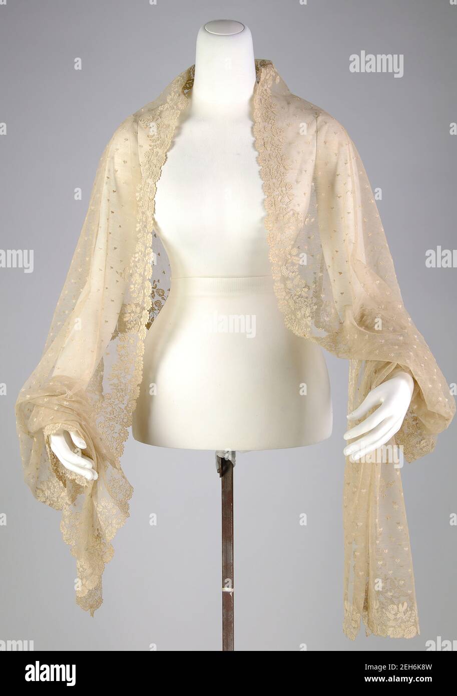 19th century dress mannequin hi-res stock photography and images - Alamy