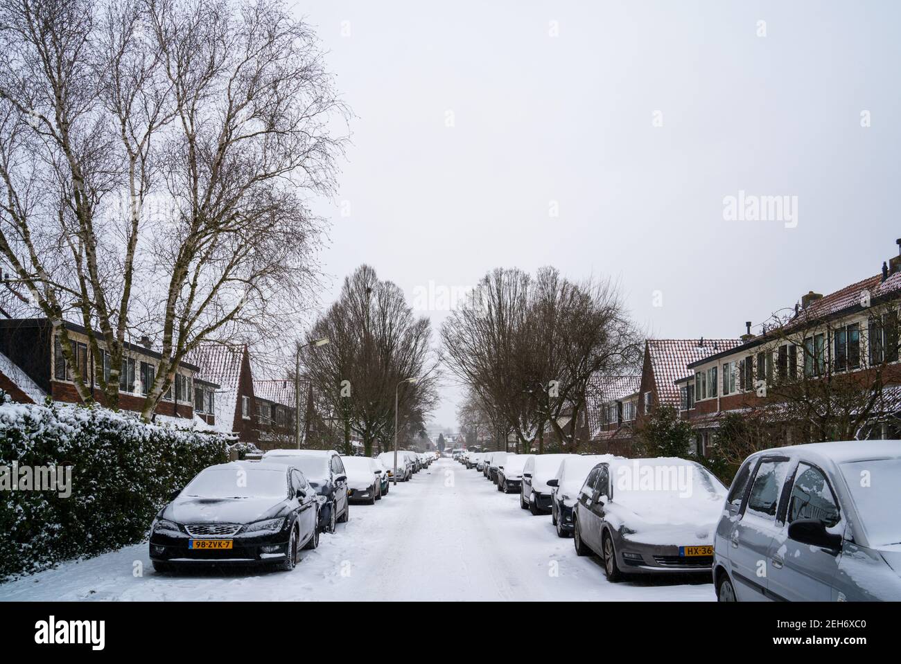 Snowfall in the netherlands hi-res stock photography and images - Alamy