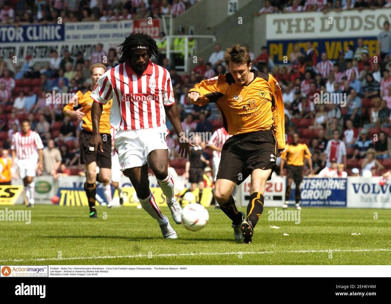 Ade akinbiyi of wolverhampton wanderers hi-res stock photography and ...