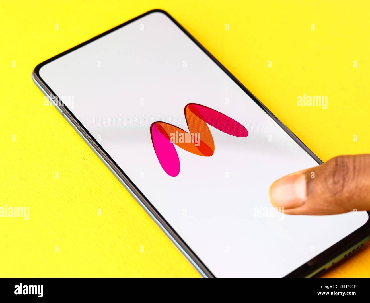 Myntra logo hi-res stock photography and images - Alamy