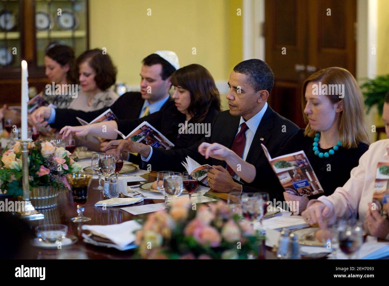 President Barack Obama and the First Family mark the beginning of ...