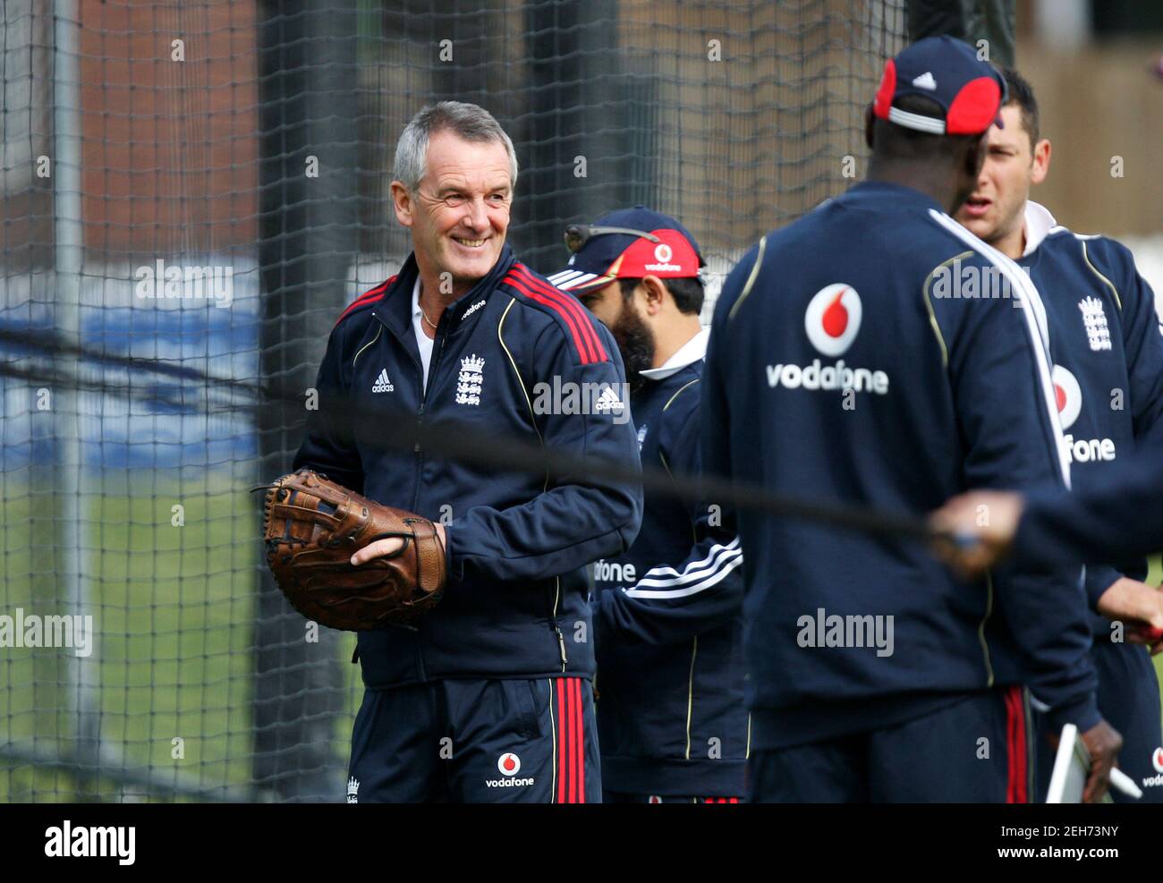 Phil neale cricket england hi-res stock photography and images - Alamy