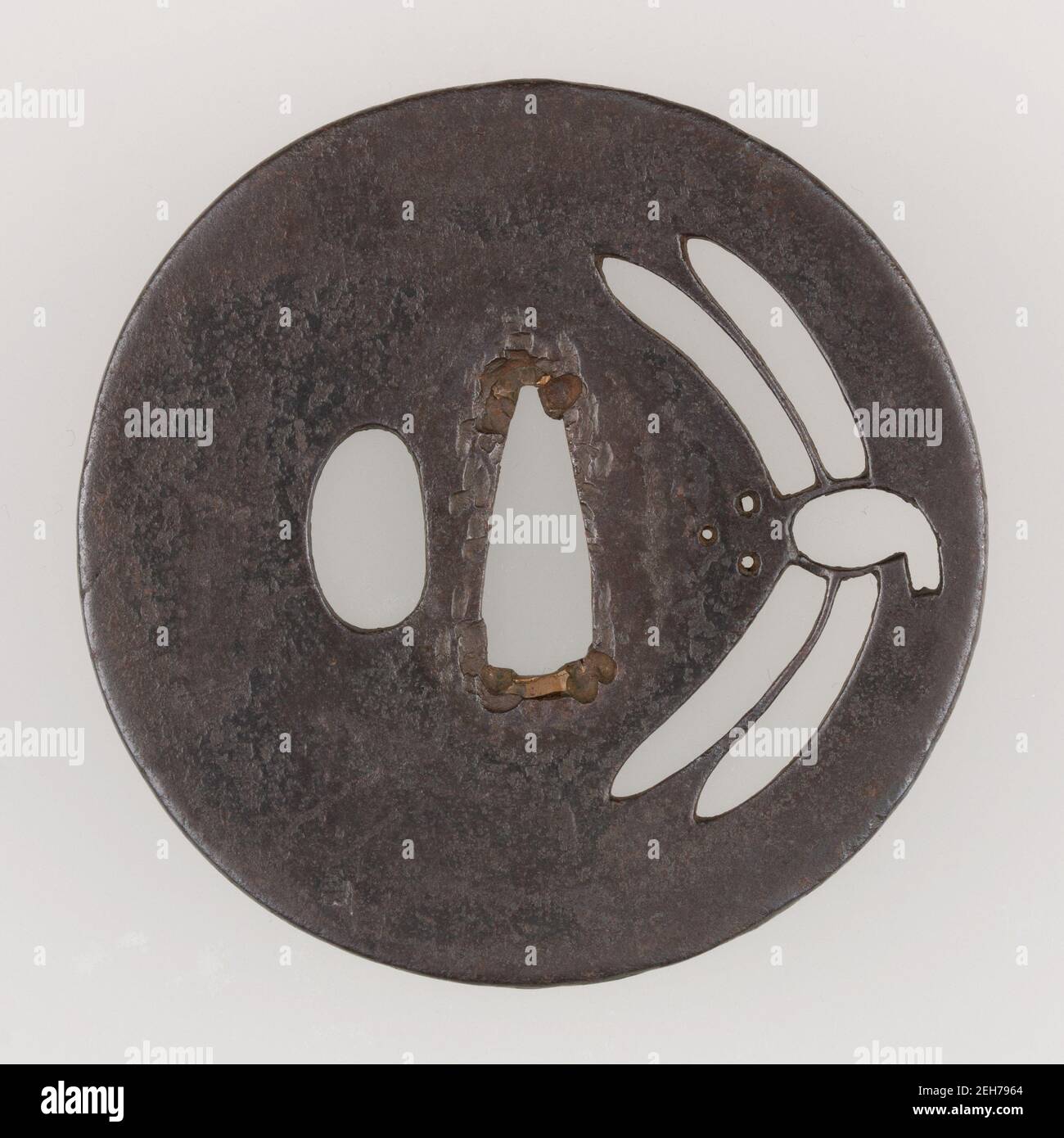 Sword guard tsuba hi-res stock photography and images - Alamy