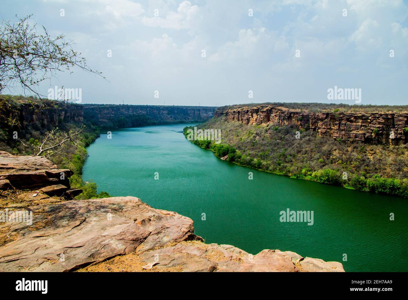garadia mahadev horshoe bend, Rajasthan Stock Photo - Alamy