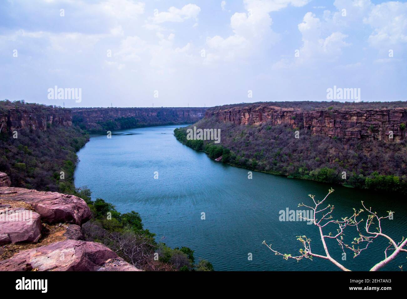 garadia mahadev horshoe bend, Rajasthan Stock Photo - Alamy