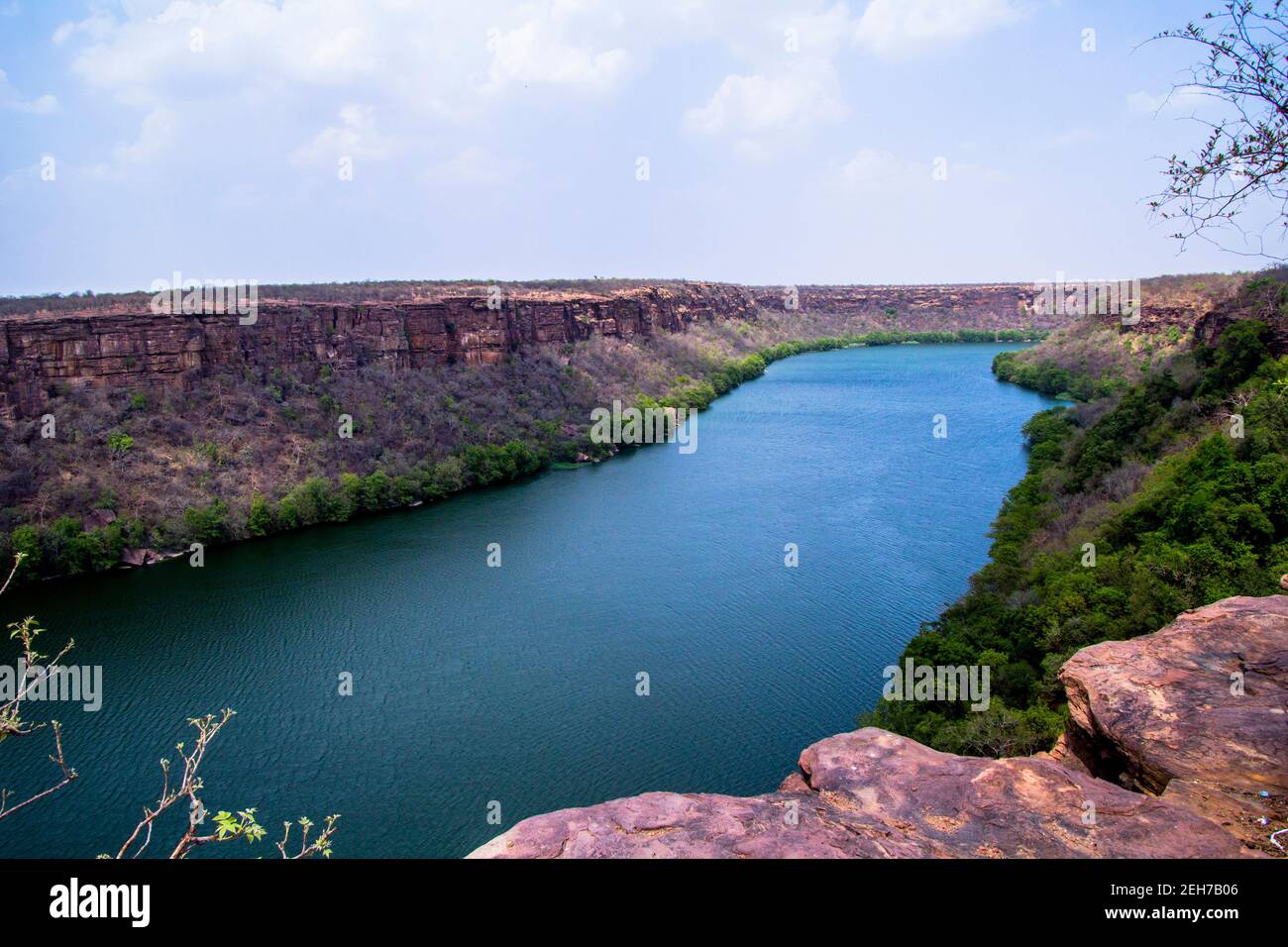 garadia mahadev horshoe bend, Rajasthan Stock Photo - Alamy