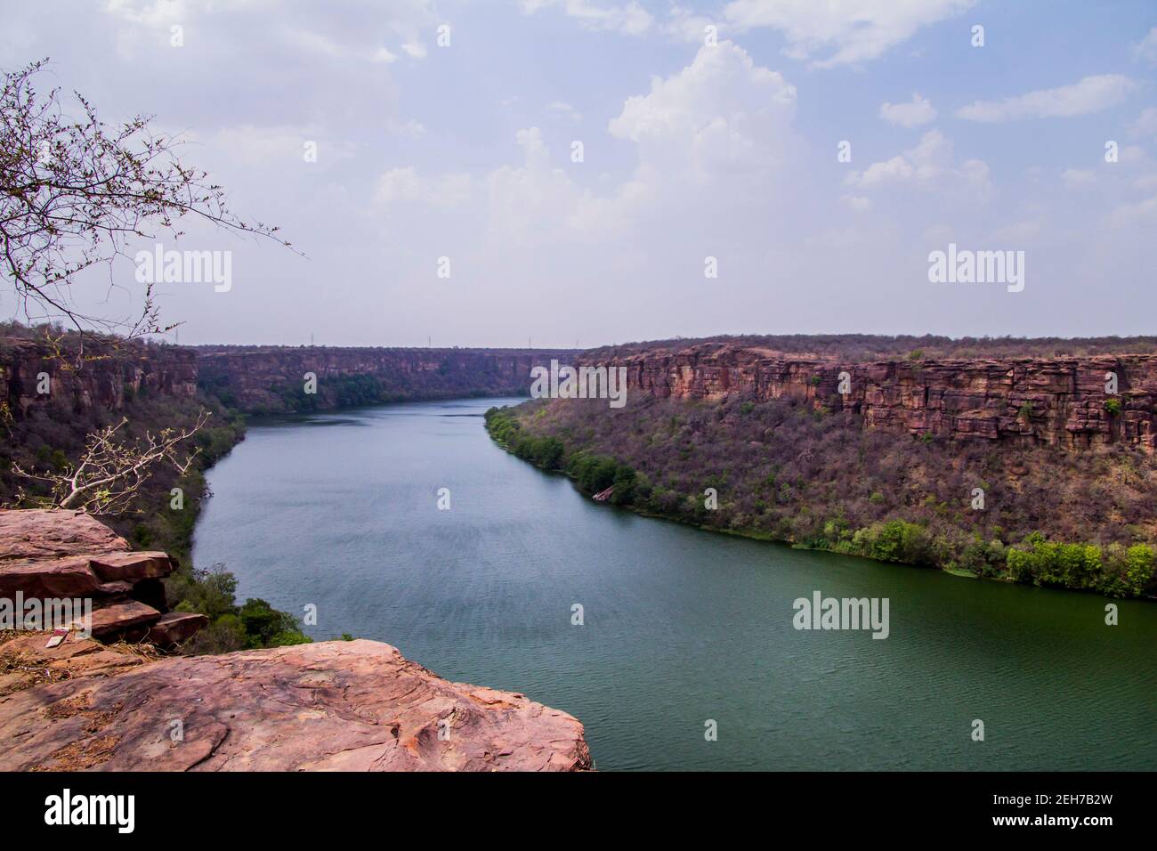 garadia mahadev horshoe bend, Rajasthan Stock Photo - Alamy