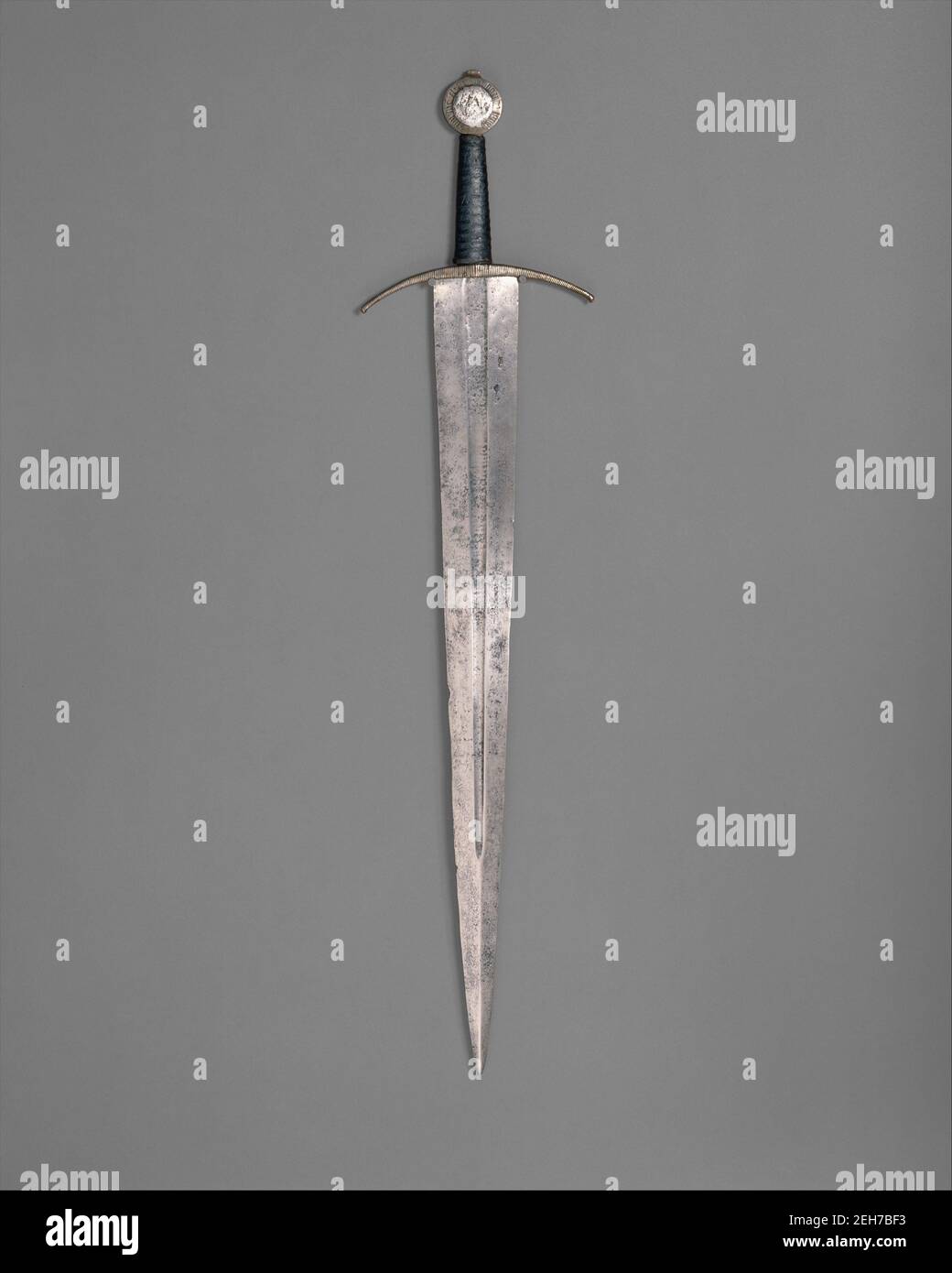 Medieval weapons 1400 hi-res stock photography and images - Alamy
