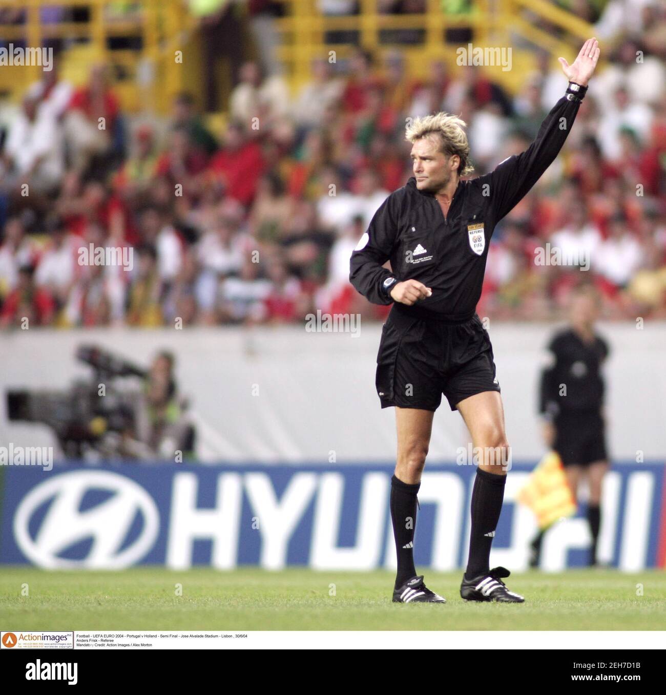 Anders Frisk High Resolution Stock Photography and Images - Alamy
