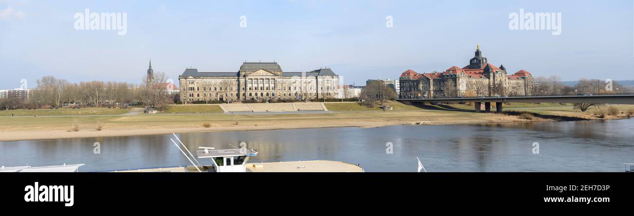 Innere bank hi-res stock photography and images - Alamy