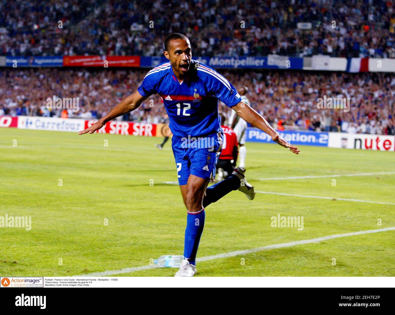 Thierry henry france england hi-res stock photography and images - Alamy
