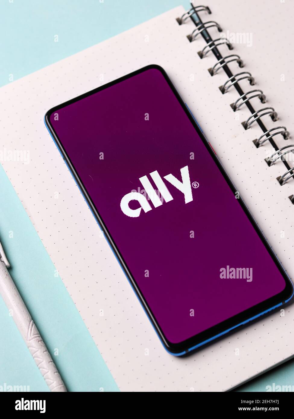 Ally bank logo hi-res stock photography and images - Alamy