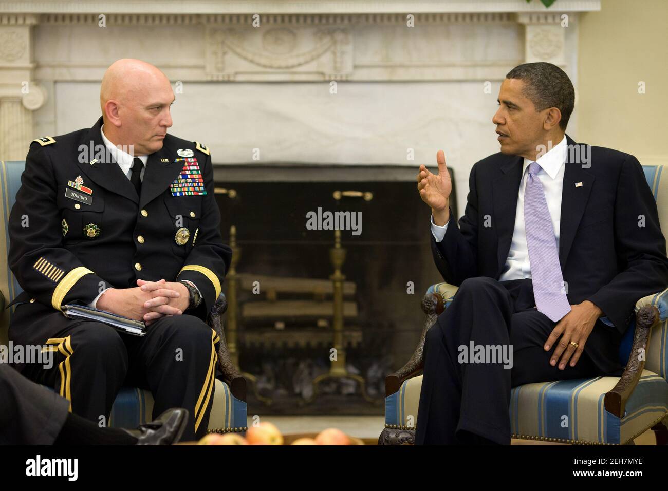President Barack Obama meets with Gen. Raymond Odierno, Commanding ...