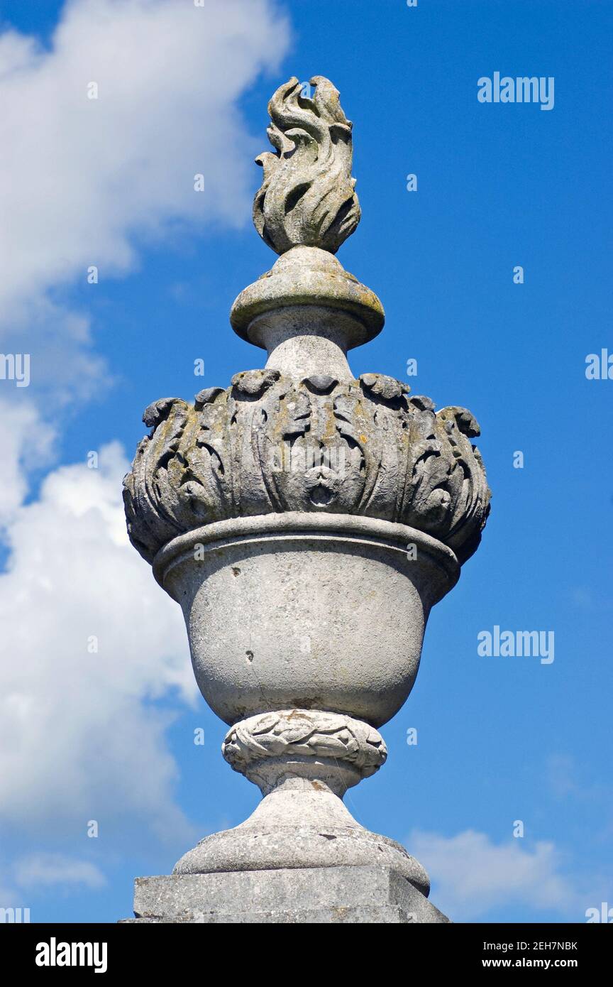 Torch on top hi-res stock photography and images - Alamy