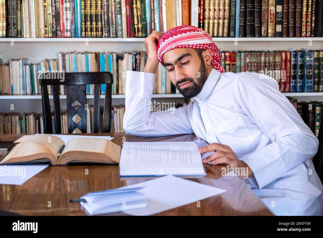 One muslim male portrait college campus hi-res stock photography and ...
