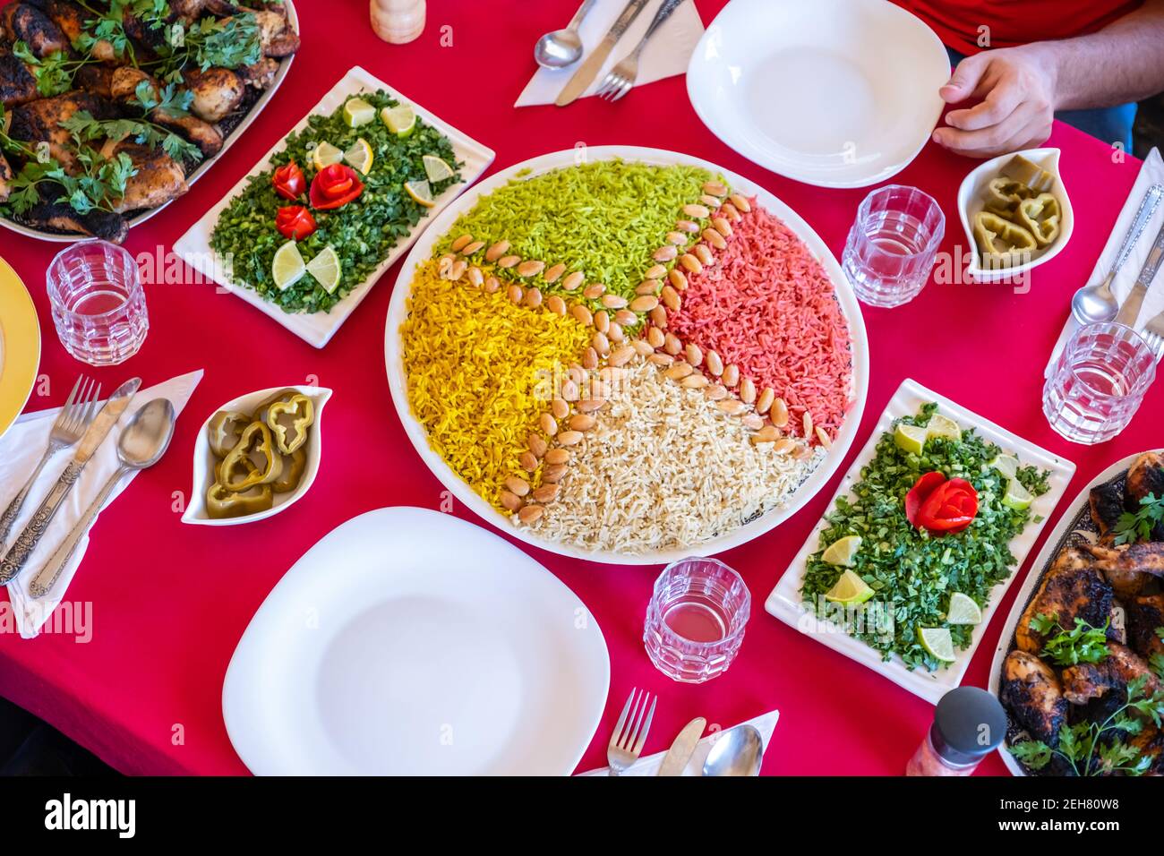 Ramadan iftar family happy authentic hi-res stock photography and ...