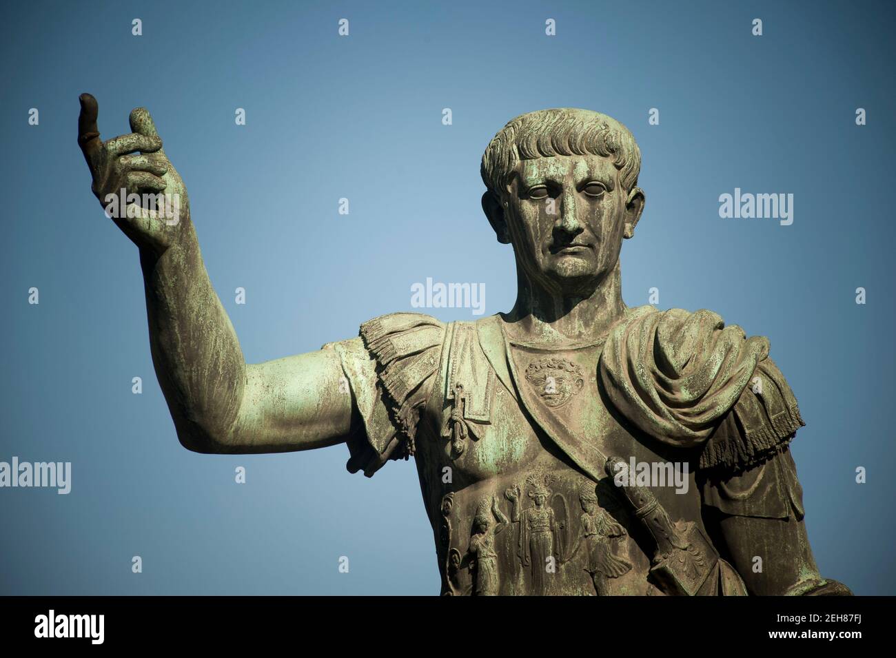 Statue of Trajan on Via dei Fori Imperiali. Rome. Italy Stock Photo - Alamy