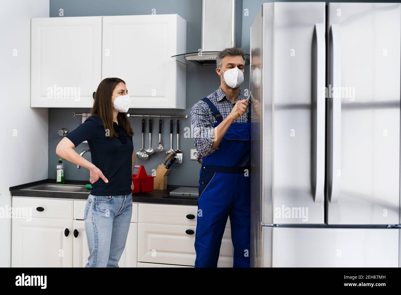 Refrigerator repair hi-res stock photography and images - Alamy