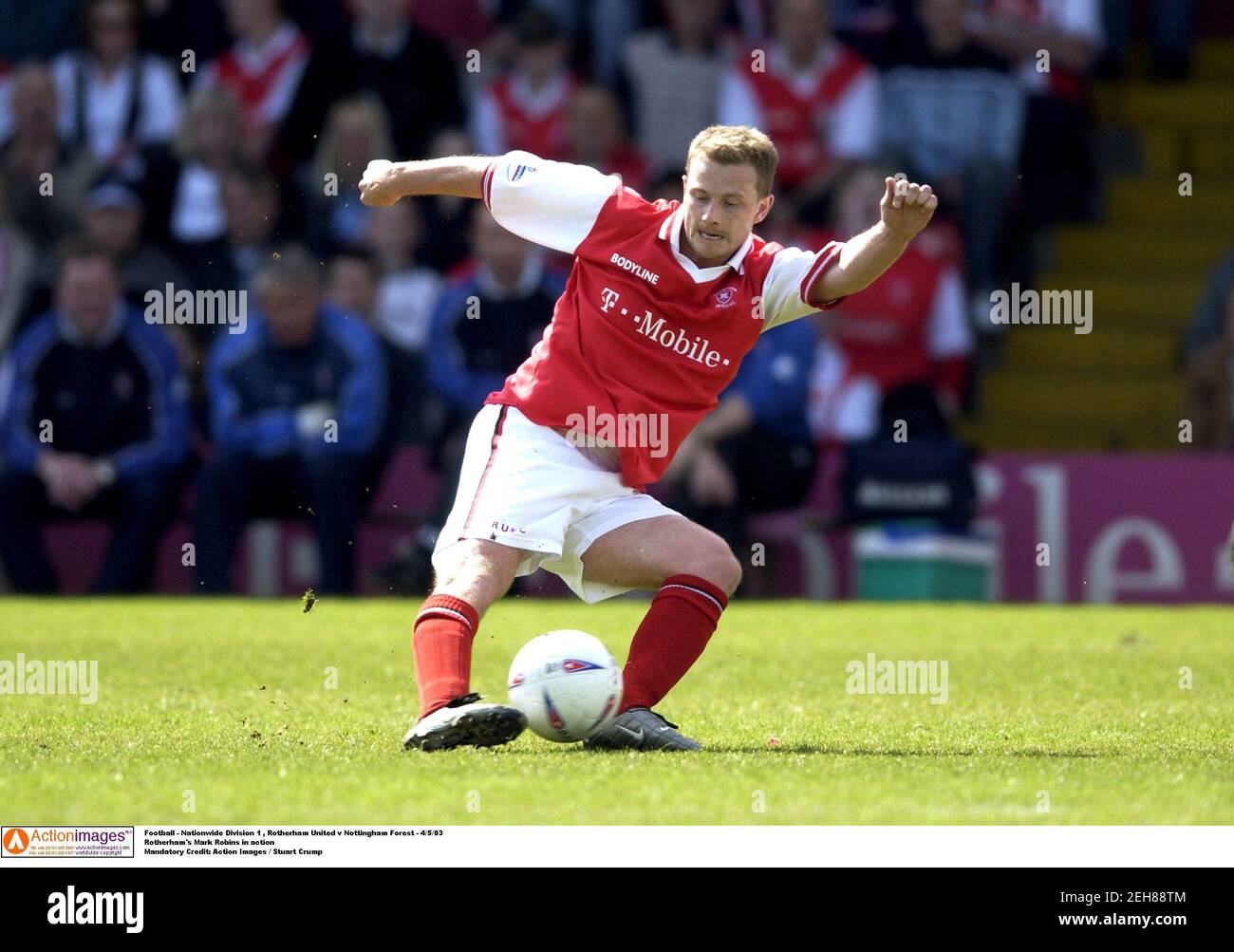 Mark robins nottingham forest hi-res stock photography and images - Alamy