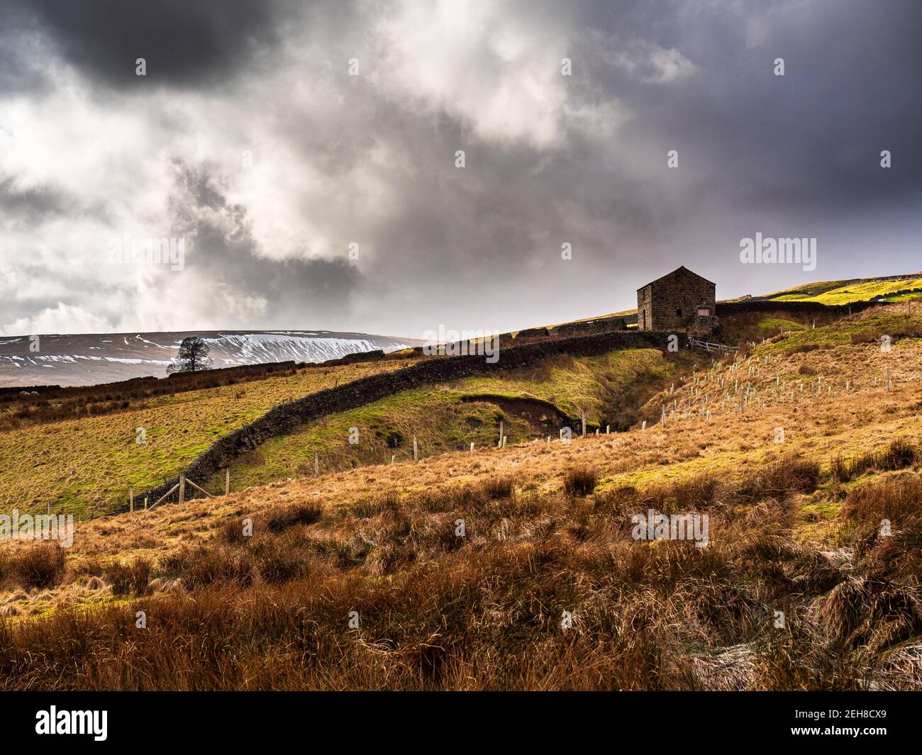 Yorkshire barn hi-res stock photography and images - Alamy