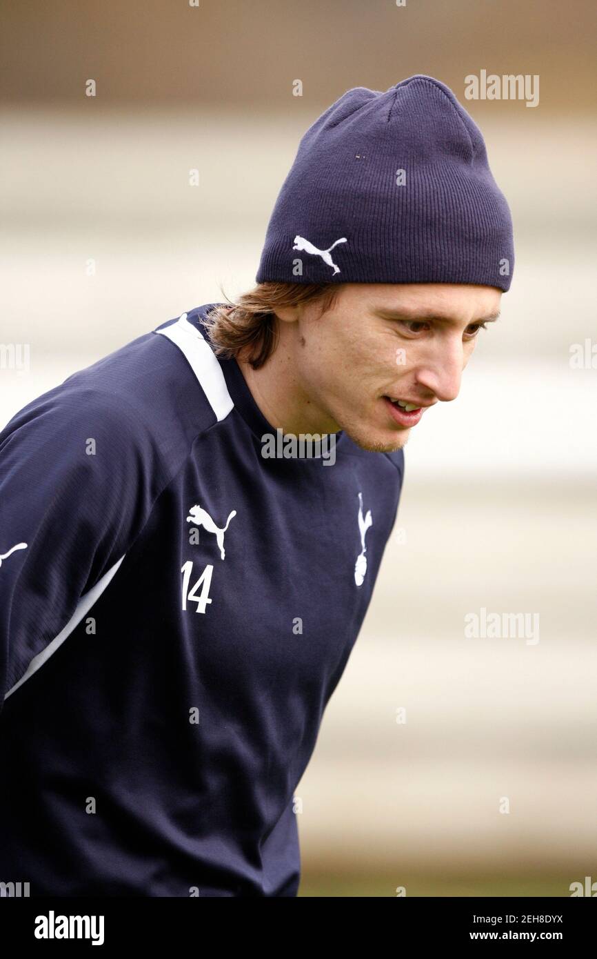 Luka modric spurs hi-res stock photography and images - Alamy