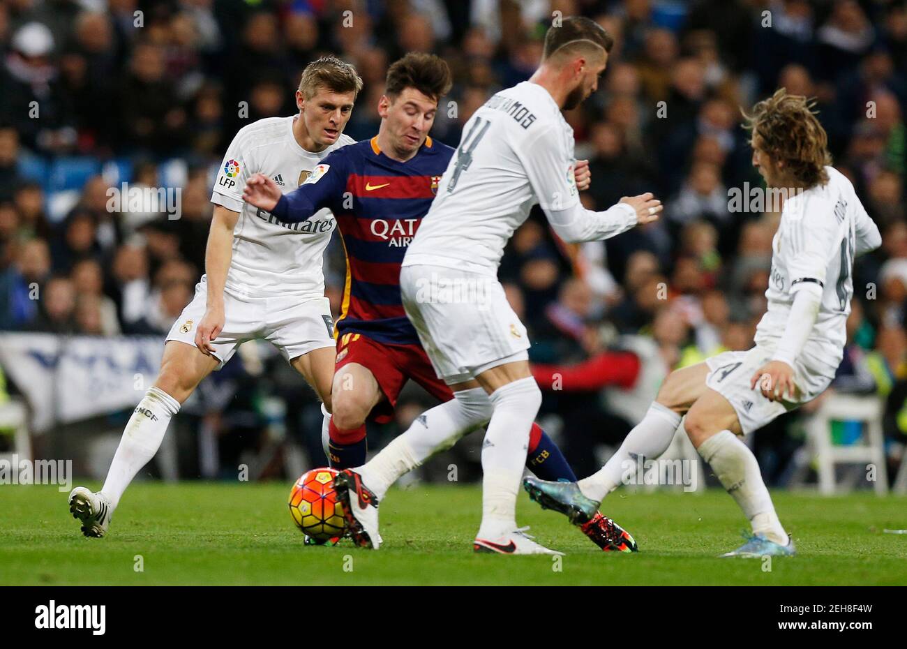 Luka modric real lionel messi hi-res stock photography and images - Alamy