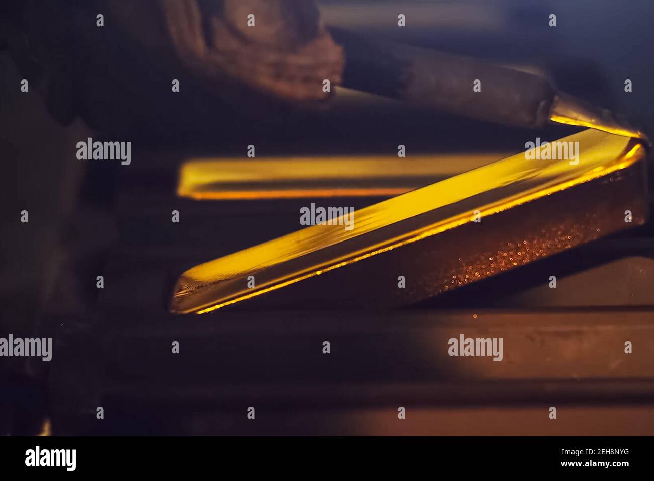 Investing in gold bars hi-res stock photography and images - Alamy