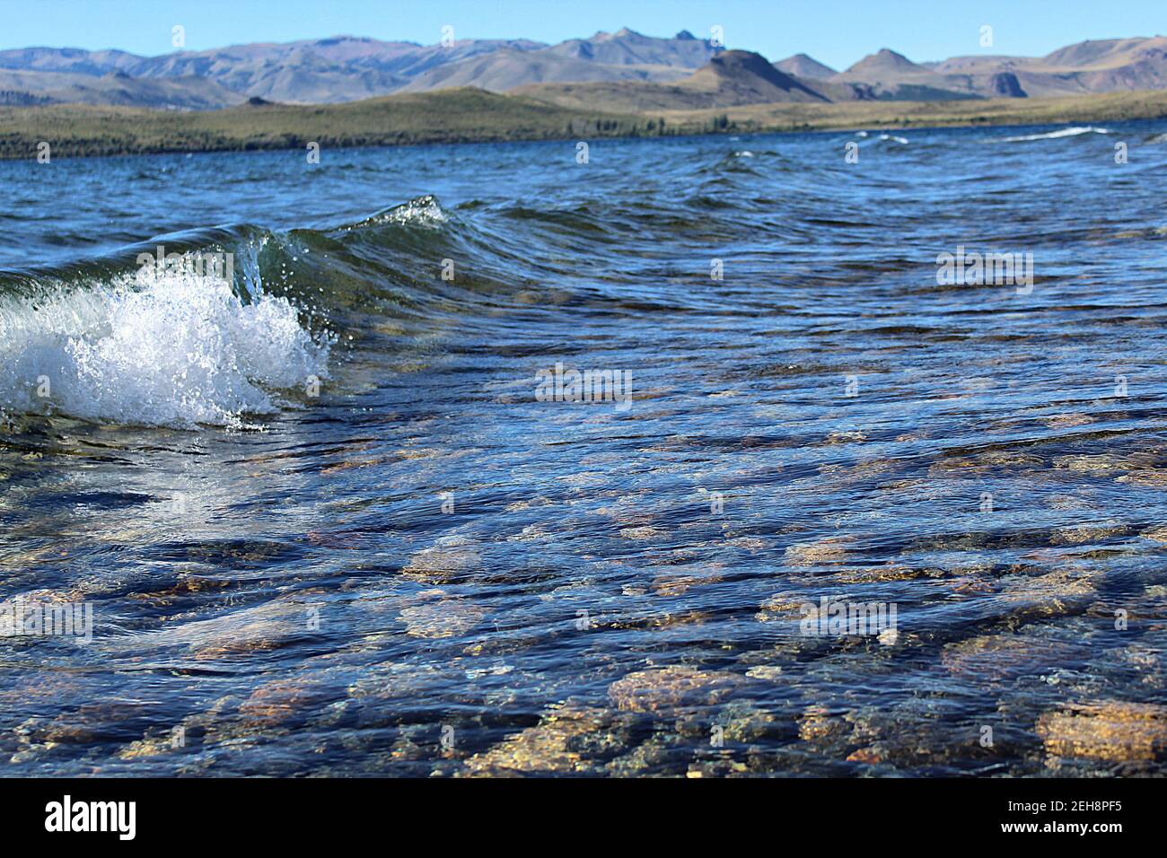 Mesmerizing view of an ocean with beautiful waves Stock Photo - Alamy