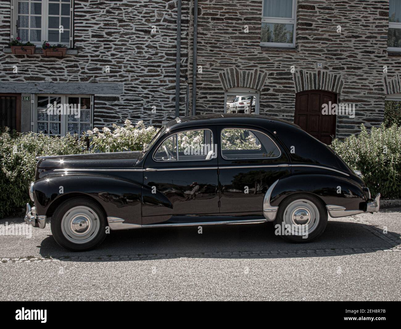 French Classic Car Stock Photo - Alamy