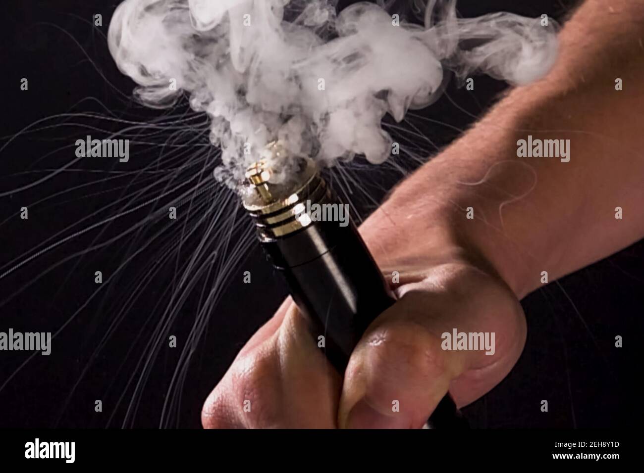 Smoke from ecig hi-res stock photography and images - Alamy