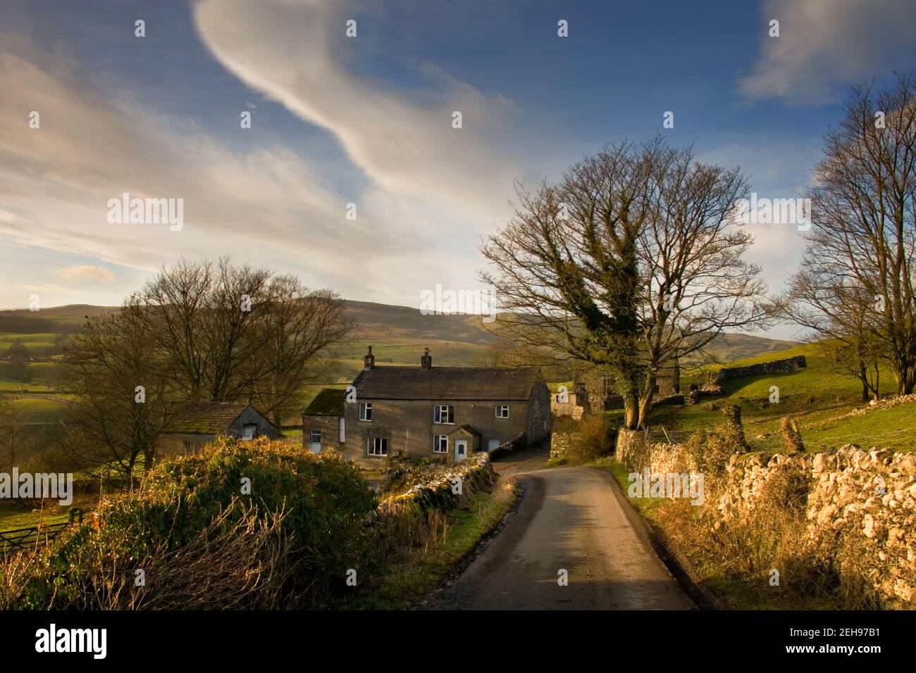Farmhouse at Hanlith on The Pennine Way near Malham Yorkshire Stock ...