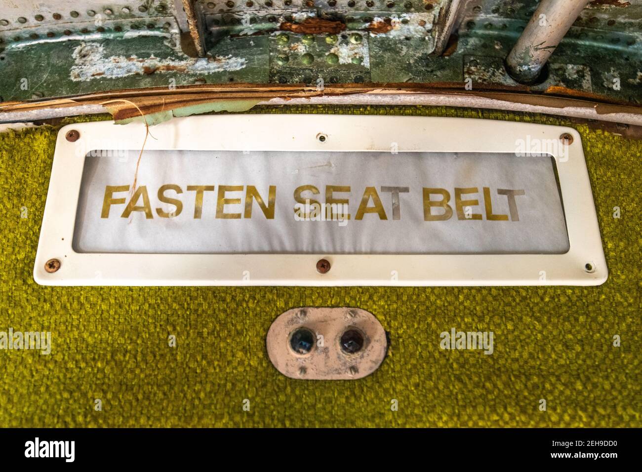 Fasten seat belt sign hi-res stock photography and images - Alamy