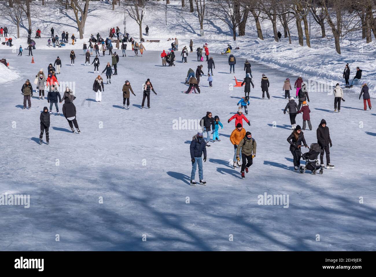 Montreal, Canada - 31 January 2021: People skating at Lafontaine Park ...