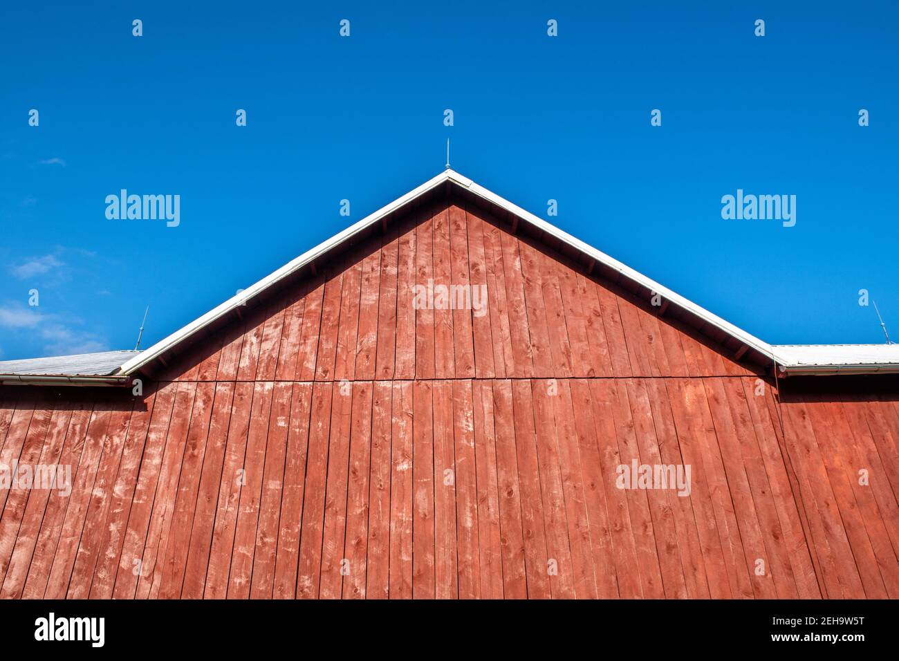 Rumbleway Farm to Table DinnerOutside of old red barn, Conowingo, MD ...