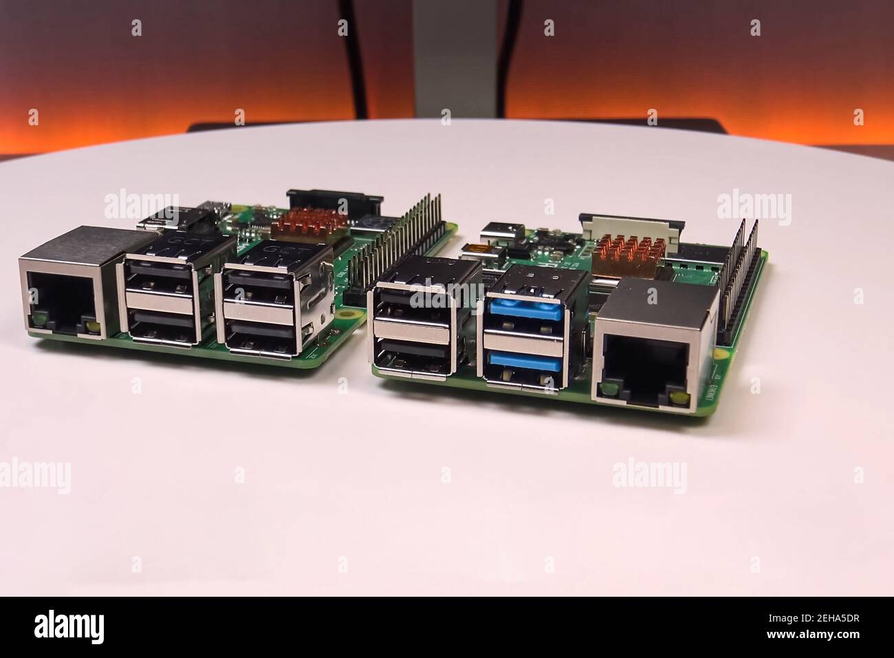 Minicomputer hi-res stock photography and images - Alamy