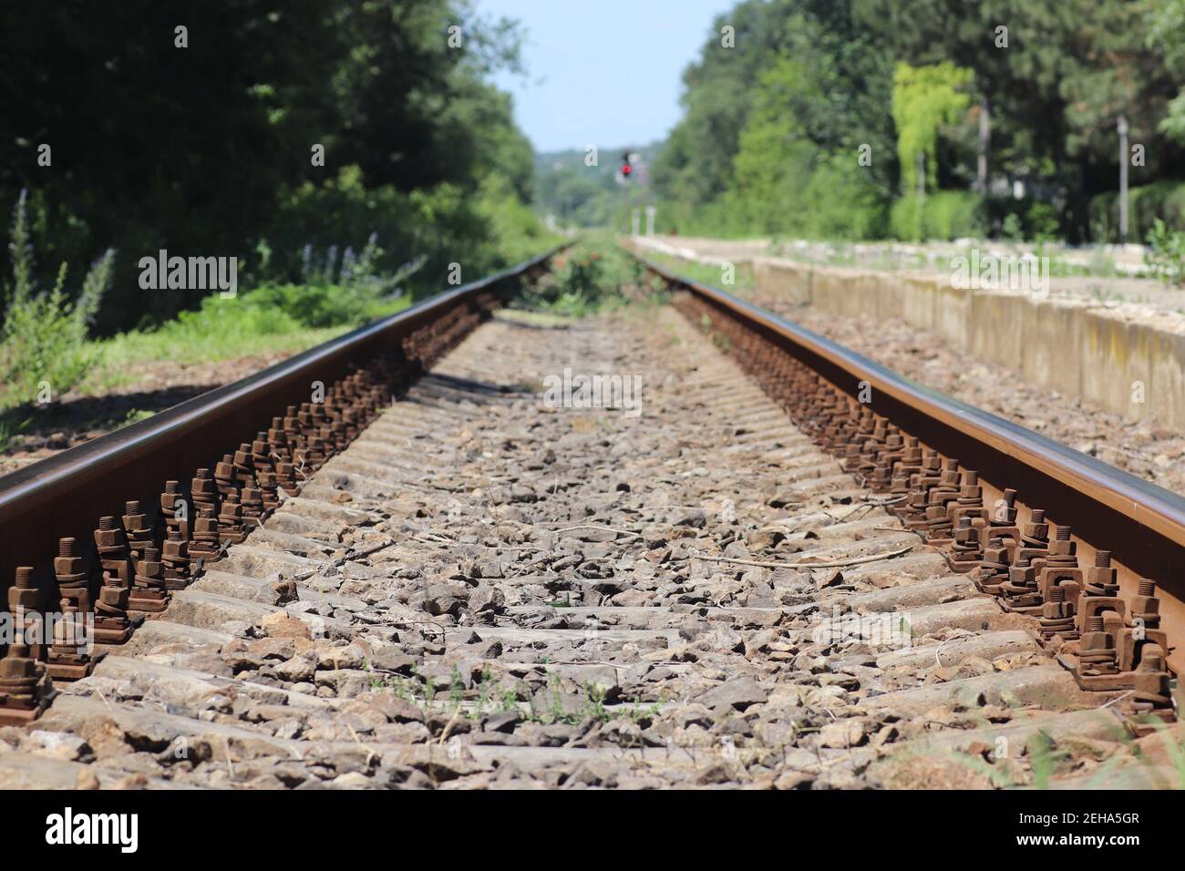 Abandoned railway tracks hi-res stock photography and images - Alamy
