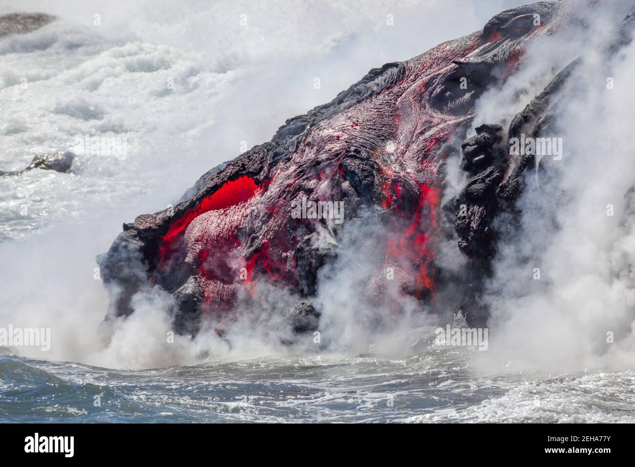 Molten lava effect hi-res stock photography and images - Alamy