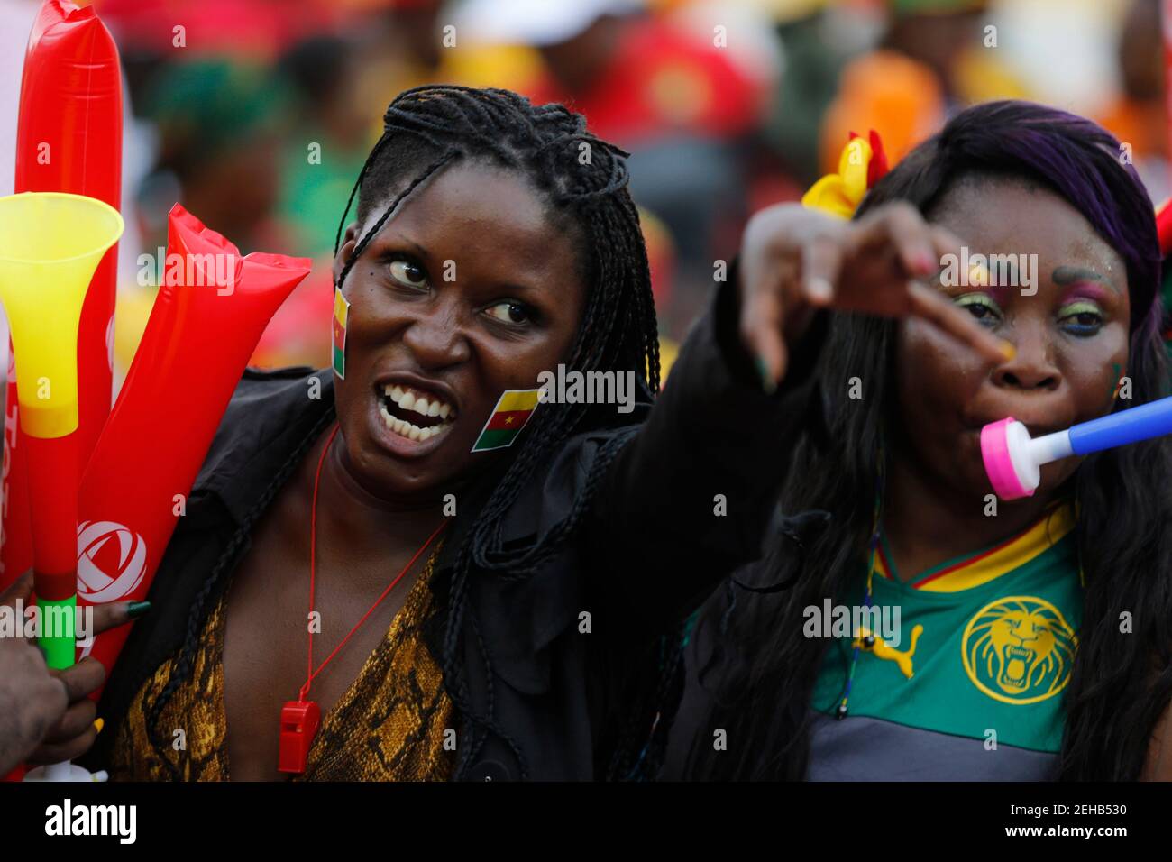 Egypt v cameroon fans hi-res stock photography and images - Alamy