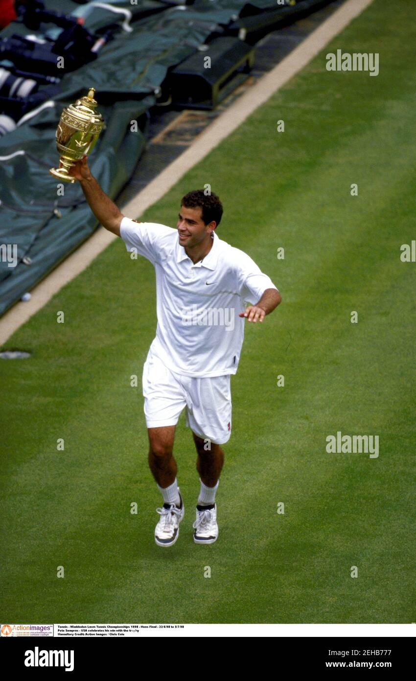 Pete sampras 1998 wimbledon hi-res stock photography and images - Alamy