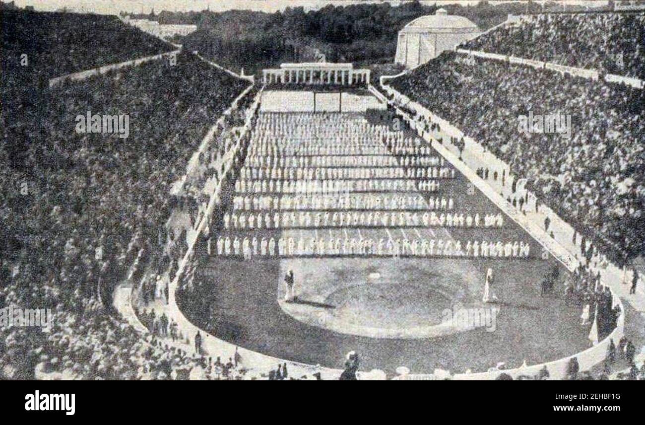Ouverture des premiers jeux olympiques à Athènes, en 1896 Stock Photo ...