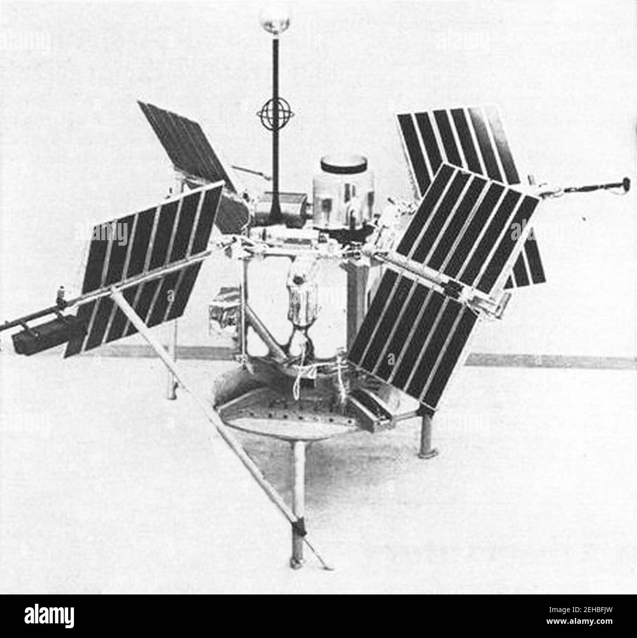 Ov2 hi-res stock photography and images - Alamy