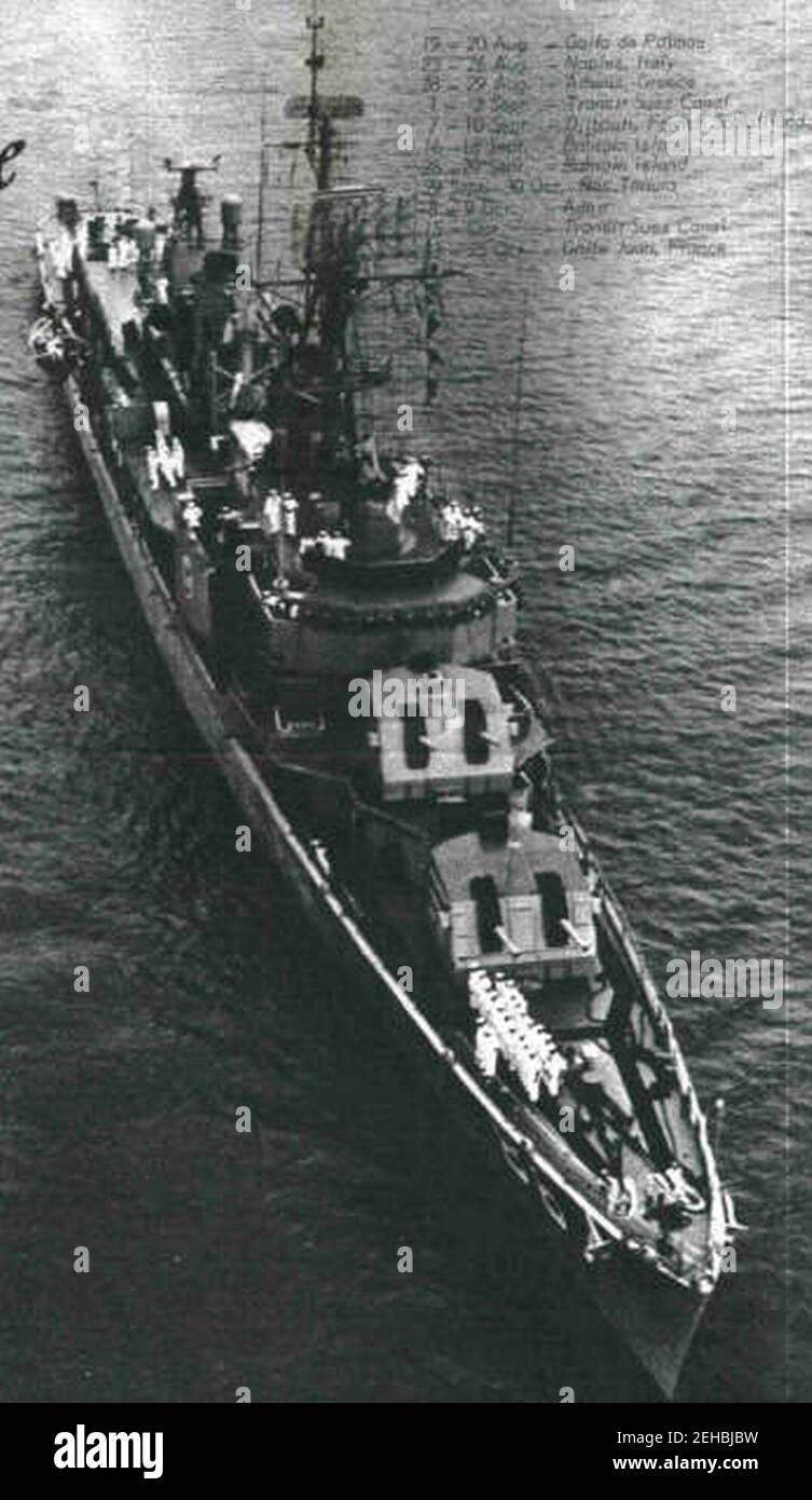 Overhead view of USS Stribling (DD-867) underway, circa in the 1960s ...