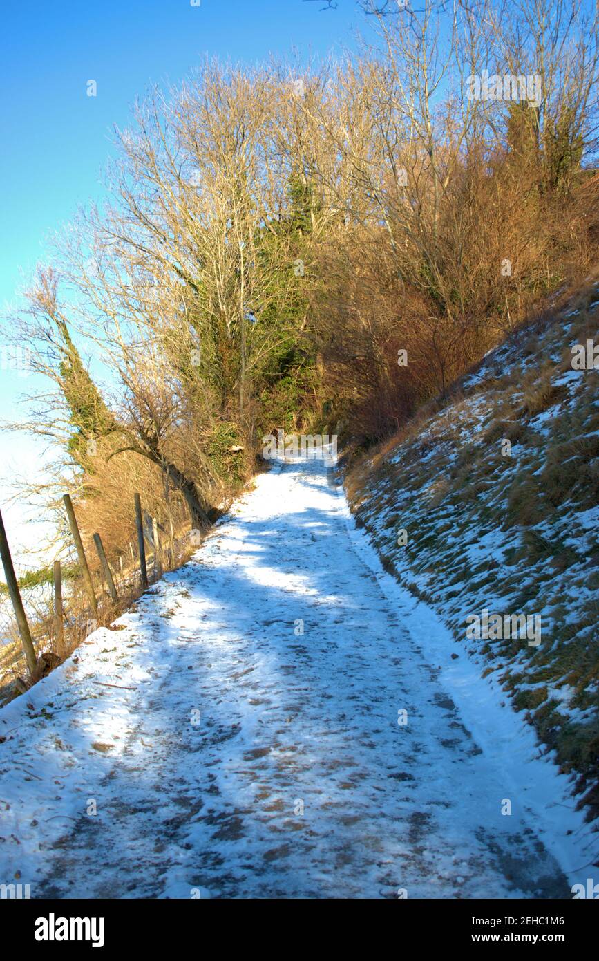 Little bit of snow hi-res stock photography and images - Alamy