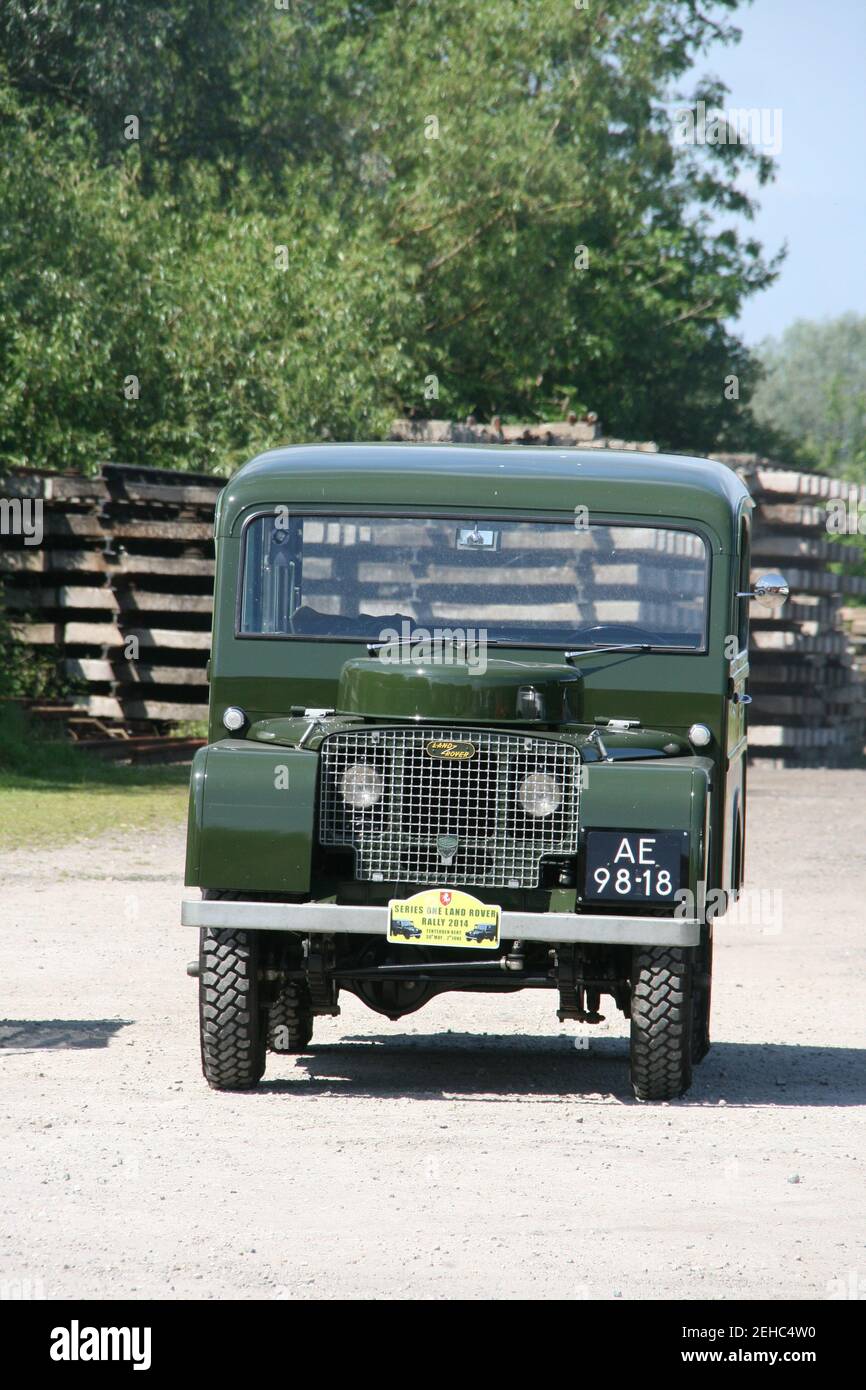 LAND ROVER SERIES 1 Stock Photo - Alamy