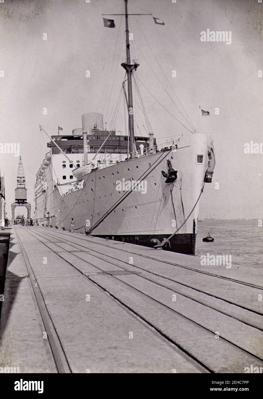 P&O passenger liner RMS Strathnaver at Lisbon, 1934 Stock Photo - Alamy
