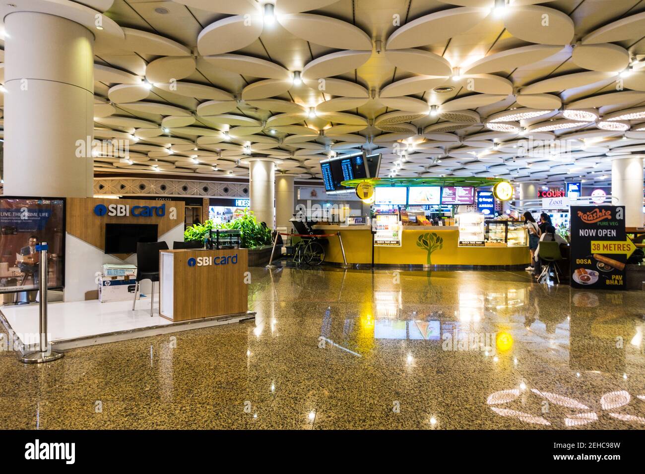 Mumbai airport hi-res stock photography and images - Alamy