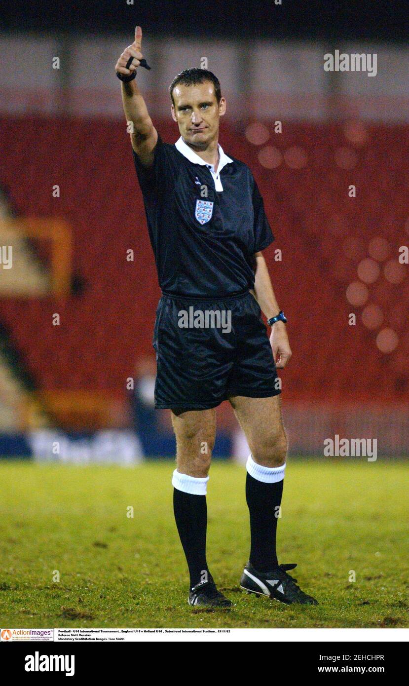 Referee matt messias hi-res stock photography and images - Alamy