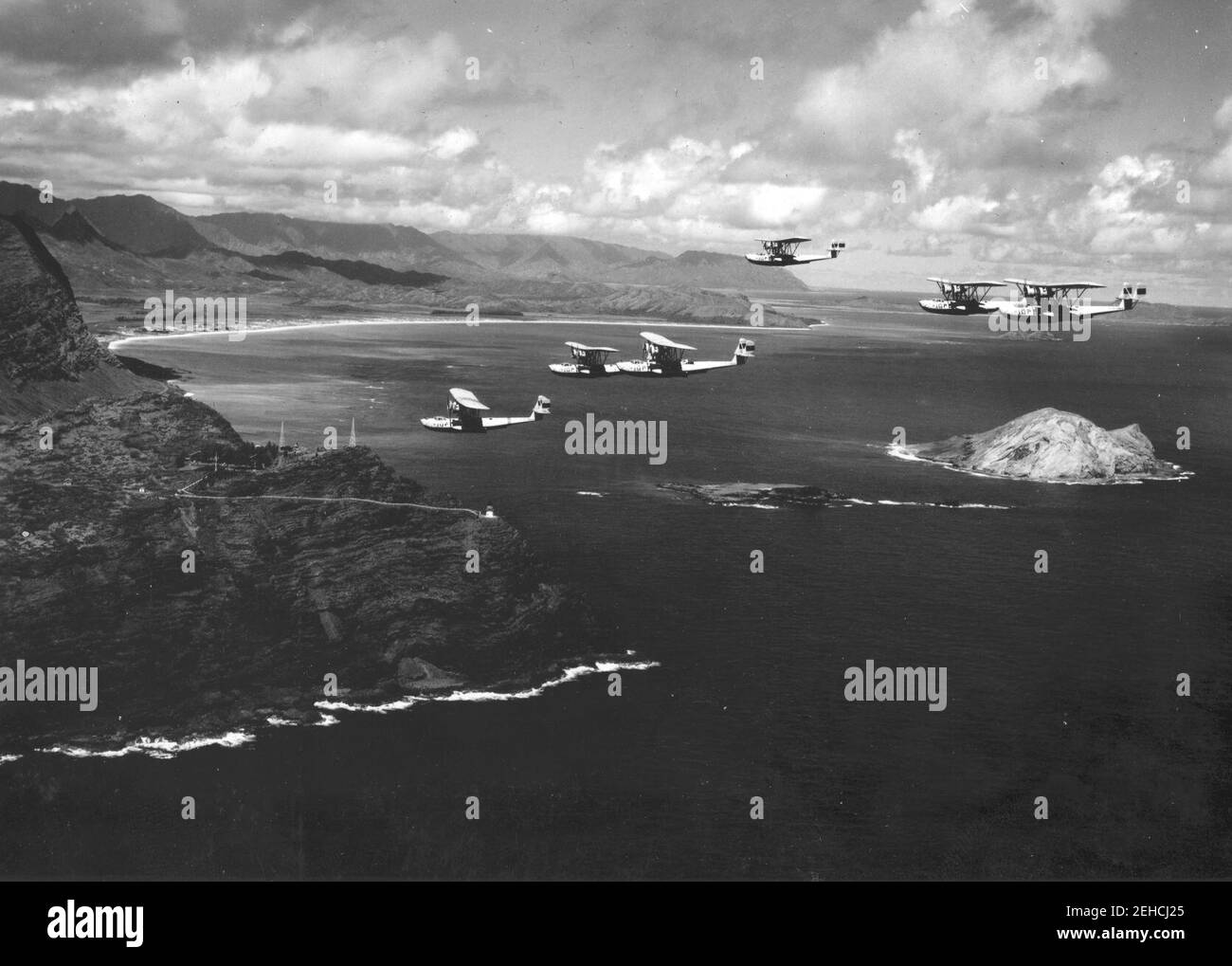 Makapuu lighthouse point Black and White Stock Photos & Images - Alamy