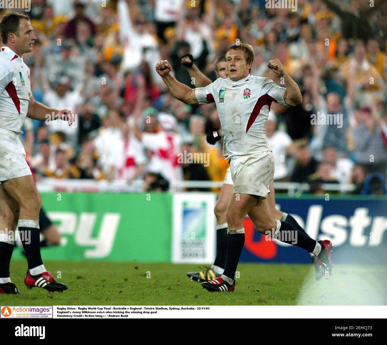 Sport rugby union kicking action jonny wilkinson hi-res stock ...